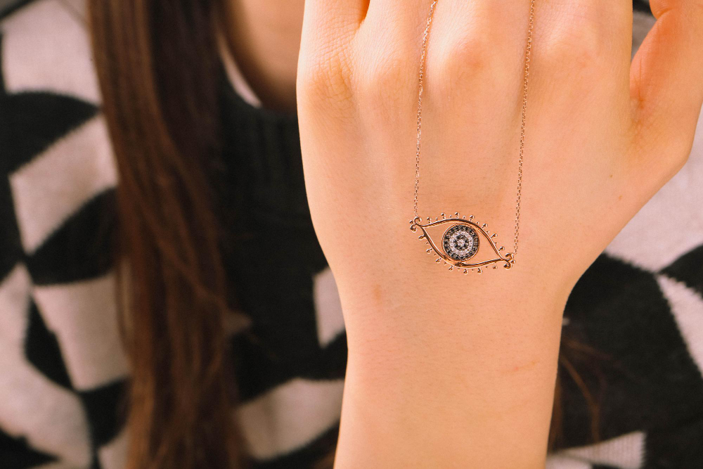 Cele mai frumoase tatuaje mici simbolice pentru un stil subtil - DistrictFX